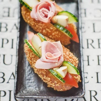 Salad Boat Sandwich - Egg Wan's Eastern Food Odyssey